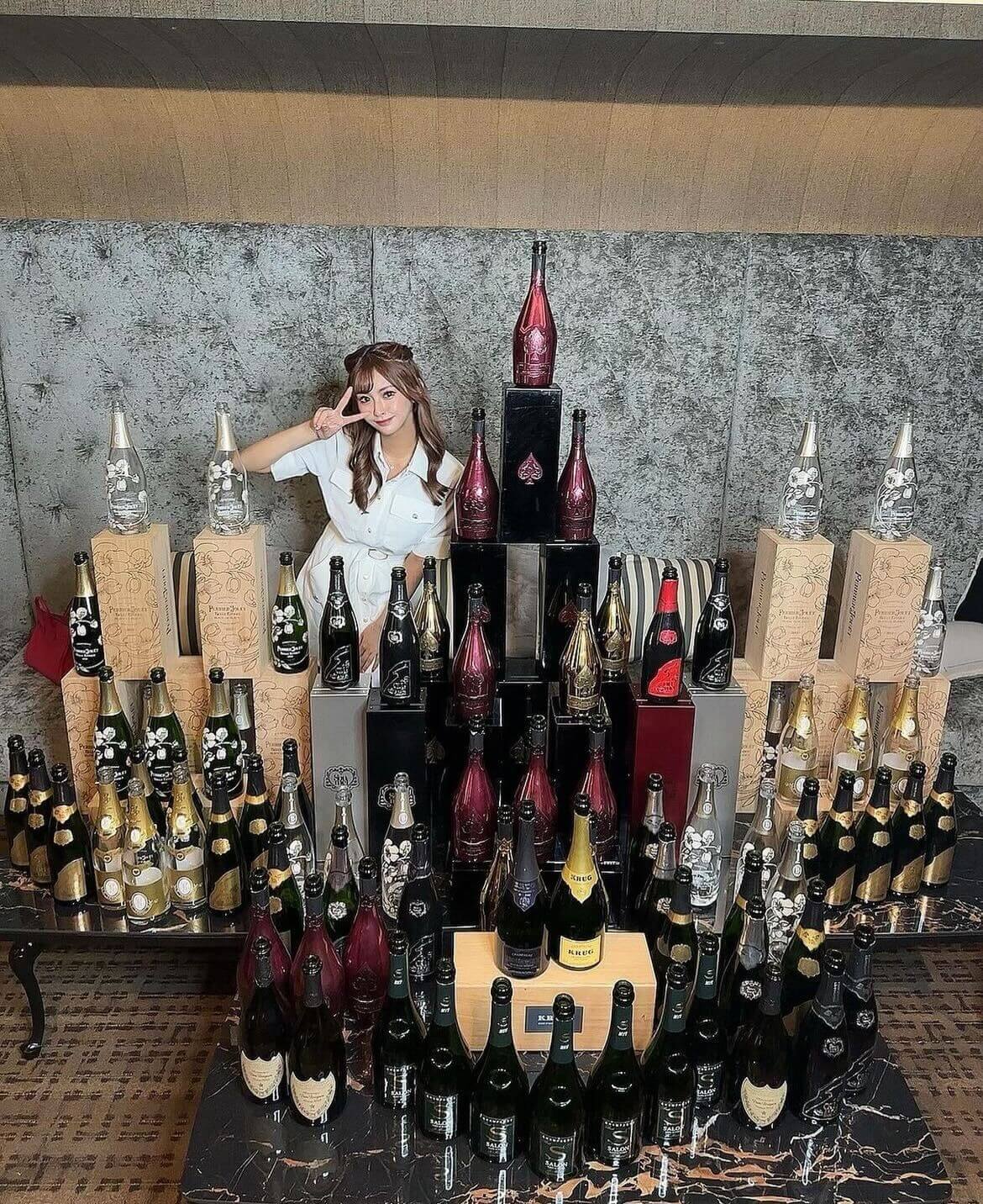 歌舞伎町45(フォーティーファイブ)で退店ラッシュ！億女「星野ティナ」の辞めた理由は？ | ToBe Life｜イベントやグルメ、ファッションなどの「気になる」情報をお届け！